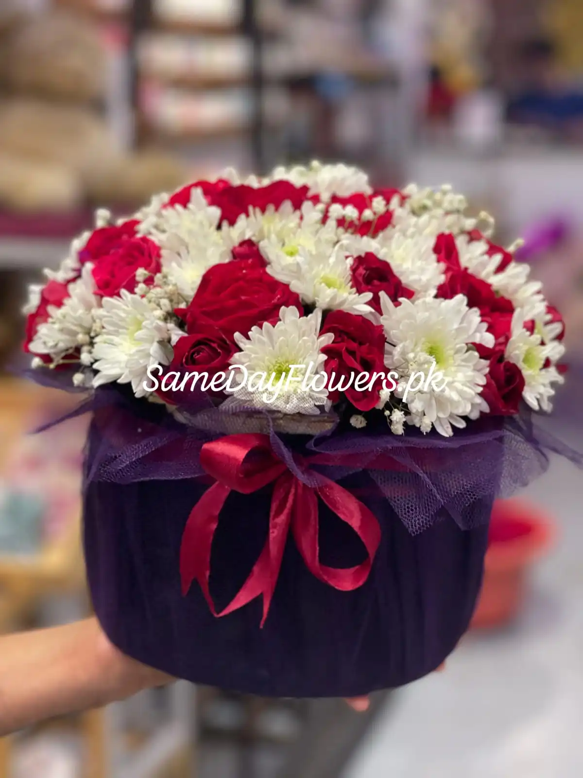 Blooms Gift - Anniversary Flowers Online Faisalabad - Same Day Flowers
